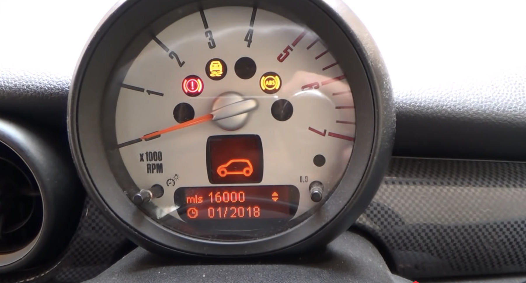 Mini Cooper TPMS Reset: How to Turn Off the Tyre Pressure Warning Light - River City BMW